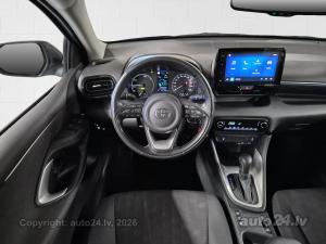Pelēks Toyota Yaris 2025 Tallina, ar dzinēja tilpumu 1.50 L un nobraukumu 30 tūkst. km par 21390 €, foto 10 vietnē AUTOMOTO.COM.LV