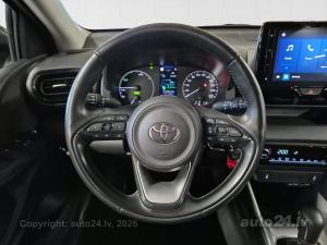 Pelēks Toyota Yaris 2025 Tallina, ar dzinēja tilpumu 1.50 L un nobraukumu 30 tūkst. km par 21390 €, foto 13 vietnē AUTOMOTO.COM.LV