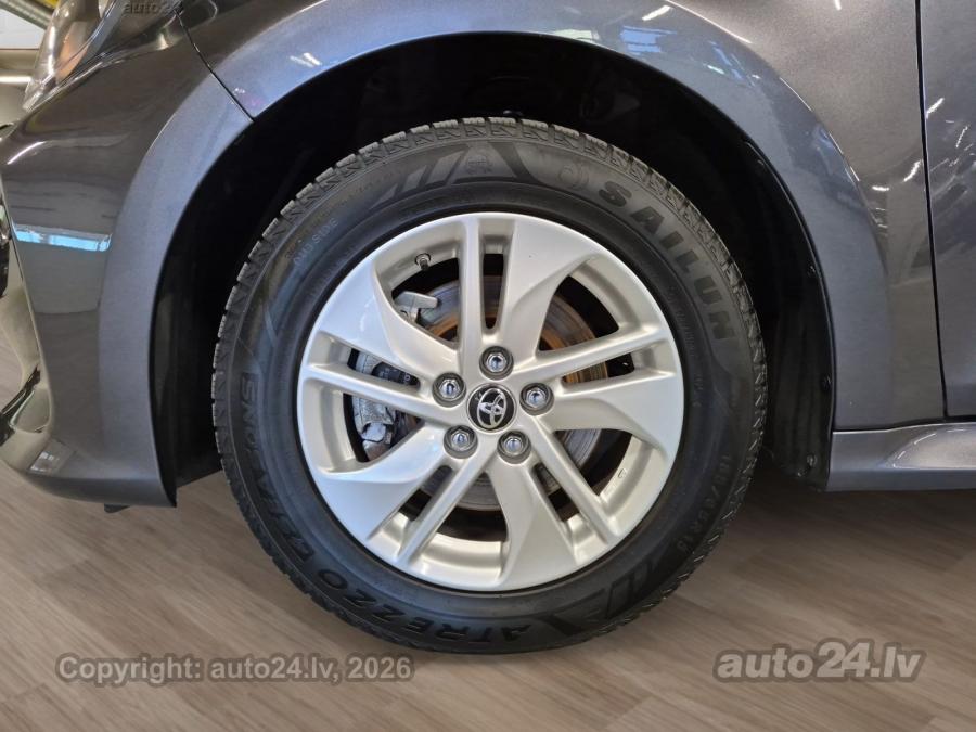 Pelēks Toyota Yaris 2025 Tallina, ar dzinēja tilpumu 1.50 L un nobraukumu 30 tūkst. km par 21390 €, foto 16 vietnē AUTOMOTO.COM.LV