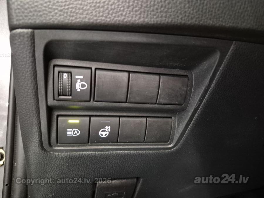 Pelēks Toyota Yaris 2025 Tallina, ar dzinēja tilpumu 1.50 L un nobraukumu 30 tūkst. km par 21390 €, foto 17 vietnē AUTOMOTO.COM.LV