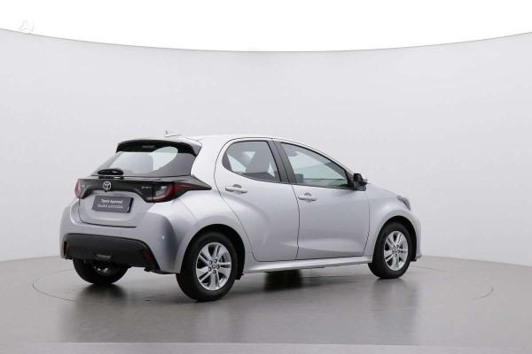Pelēks Toyota Yaris 2025 Viļņa, ar dzinēja tilpumu 1.49 L un nobraukumu 32 tūkst. km par 19990 €, foto 4 vietnē AUTOMOTO.COM.LV
