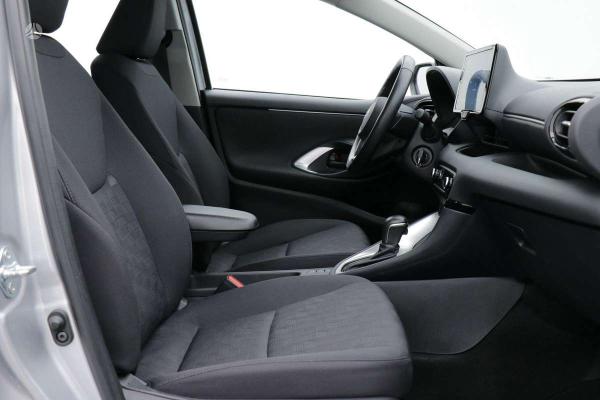 Pelēks Toyota Yaris 2025 Viļņa, ar dzinēja tilpumu 1.49 L un nobraukumu 35 tūkst. km par 19900 €, foto 10 vietnē AUTOMOTO.COM.LV