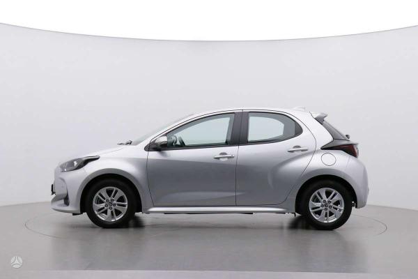 Pelēks Toyota Yaris 2025 Viļņa, ar dzinēja tilpumu 1.49 L un nobraukumu 33 tūkst. km par 19900 €, foto 5 vietnē AUTOMOTO.COM.LV
