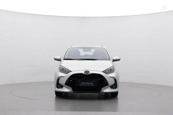 Pelēks Toyota Yaris 2025 Viļņa, ar dzinēja tilpumu 1.49 L un nobraukumu 33 tūkst. km par 19900 €, foto 7 vietnē AUTOMOTO.COM.LV