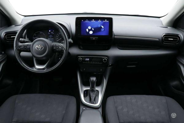 Pelēks Toyota Yaris 2025 Viļņa, ar dzinēja tilpumu 1.49 L un nobraukumu 33 tūkst. km par 19900 €, foto 8 vietnē AUTOMOTO.COM.LV