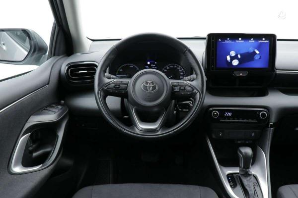 Pelēks Toyota Yaris 2025 Viļņa, ar dzinēja tilpumu 1.49 L un nobraukumu 33 tūkst. km par 19900 €, foto 9 vietnē AUTOMOTO.COM.LV