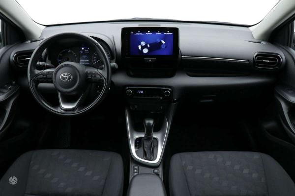 Pelēks Toyota Yaris 2025 Viļņa, ar dzinēja tilpumu 1.49 L un nobraukumu 34 tūkst. km par 19990 €, foto 8 vietnē AUTOMOTO.COM.LV