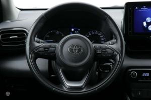 Grey Toyota Yaris 2025 in Vilnius, with an engine capacity of 1.49 L and mileage of 34 thousand km for 19990 €, photo 14 on AUTOMOTO.COM.LV