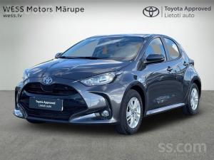 Pelēks Toyota Yaris 2025 Rīga, ar dzinēja tilpumu 1.50 L un nobraukumu 35 tūkst. km par 19990 €, foto  vietnē AUTOMOTO.COM.LV