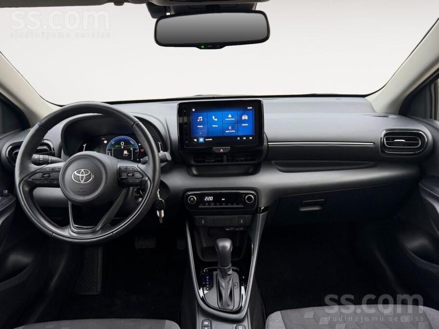 Pelēks Toyota Yaris 2025 Rīga, ar dzinēja tilpumu 1.50 L un nobraukumu 40 tūkst. km par 20700 €, foto 17 vietnē AUTOMOTO.COM.LV
