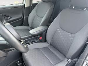 Pelēks Toyota Yaris 2025 Rīga, ar dzinēja tilpumu 1.50 L un nobraukumu 40 tūkst. km par 20700 €, foto 23 vietnē AUTOMOTO.COM.LV
