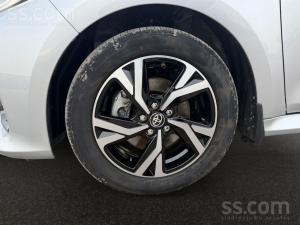 Pelēks Toyota Yaris 2025 Rīga, ar dzinēja tilpumu 1.50 L un nobraukumu 40 tūkst. km par 20700 €, foto 30 vietnē AUTOMOTO.COM.LV