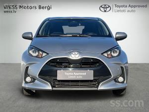 Pelēks Toyota Yaris 2025 Rīga, ar dzinēja tilpumu 1.50 L un nobraukumu 29 tūkst. km par 19990 €, foto 6 vietnē AUTOMOTO.COM.LV