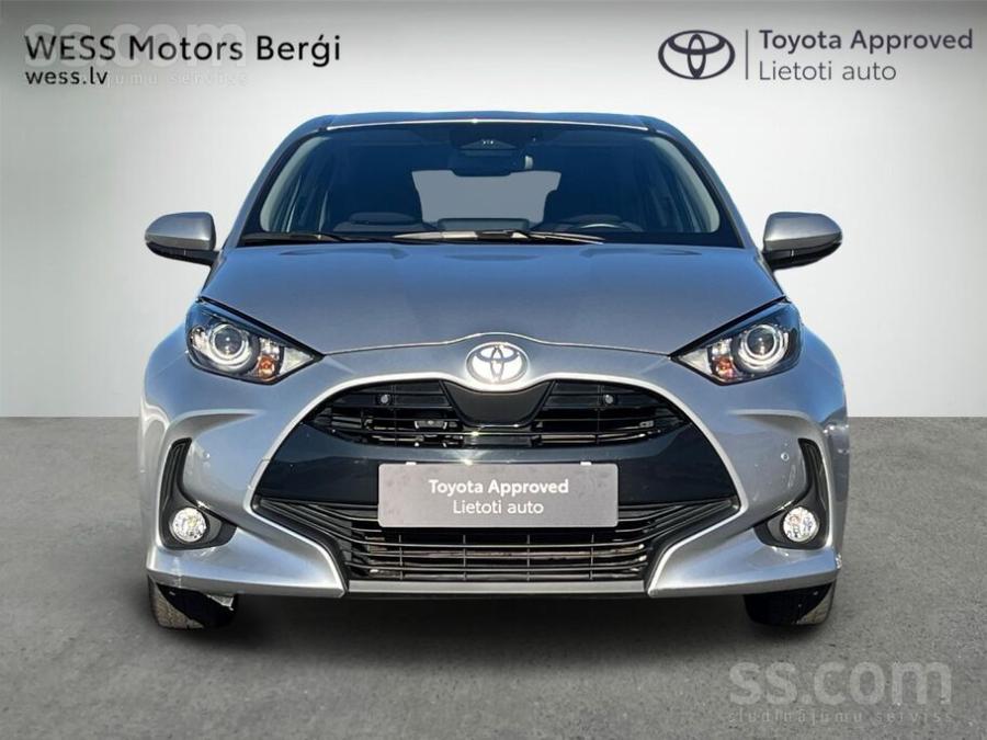 Pelēks Toyota Yaris 2025 Rīga, ar dzinēja tilpumu 1.50 L un nobraukumu 29 tūkst. km par 19990 €, foto 6 vietnē AUTOMOTO.COM.LV