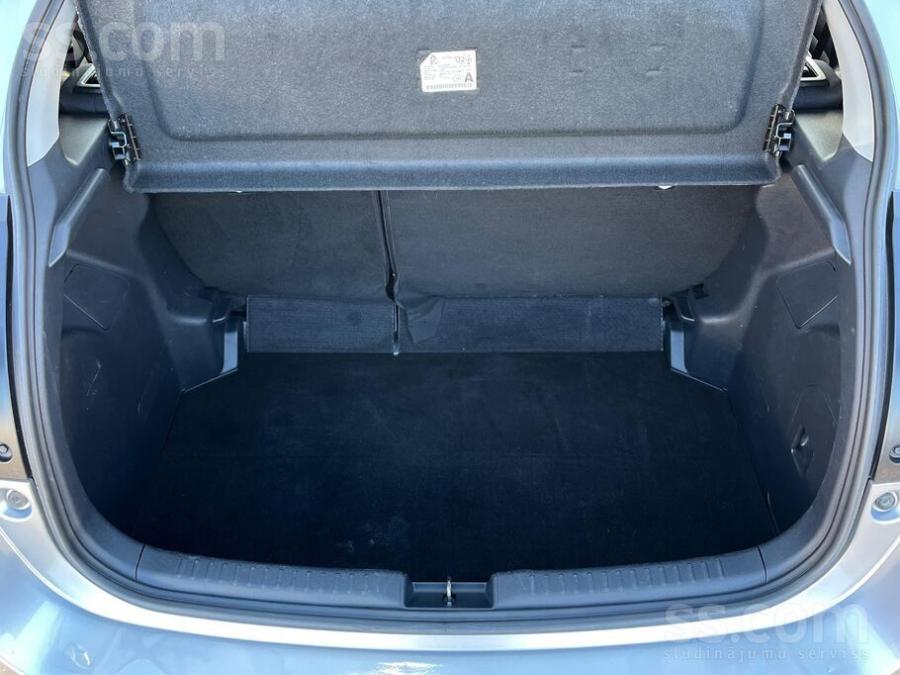 Pelēks Toyota Yaris 2025 Rīga, ar dzinēja tilpumu 1.50 L un nobraukumu 29 tūkst. km par 19990 €, foto 11 vietnē AUTOMOTO.COM.LV