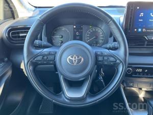 Pelēks Toyota Yaris 2025 Rīga, ar dzinēja tilpumu 1.50 L un nobraukumu 29 tūkst. km par 19990 €, foto 13 vietnē AUTOMOTO.COM.LV