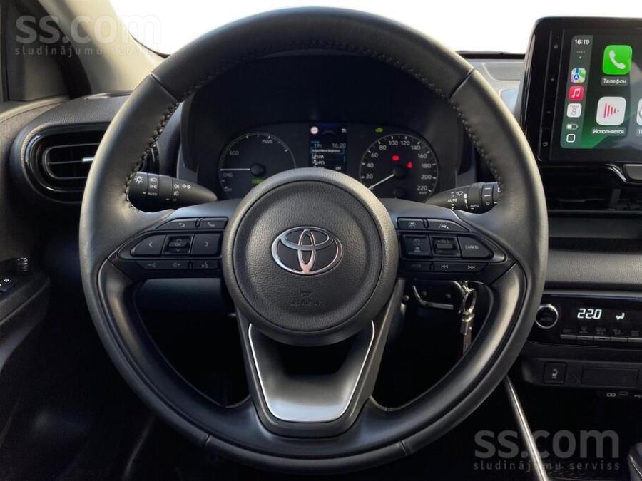 Pelēks Toyota Yaris 2025 Rīga, ar dzinēja tilpumu 1.50 L un nobraukumu 38 tūkst. km par 18590 €, foto 13 vietnē AUTOMOTO.COM.LV