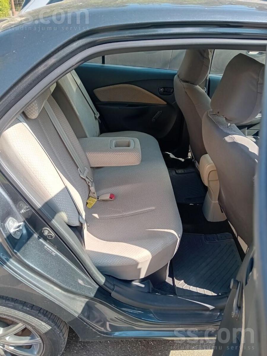 Pelēks Toyota Yaris 2007 Rīga, ar dzinēja tilpumu 1.50 L un nobraukumu 128 tūkst. km par 3400 €, foto 6 vietnē AUTOMOTO.COM.LV