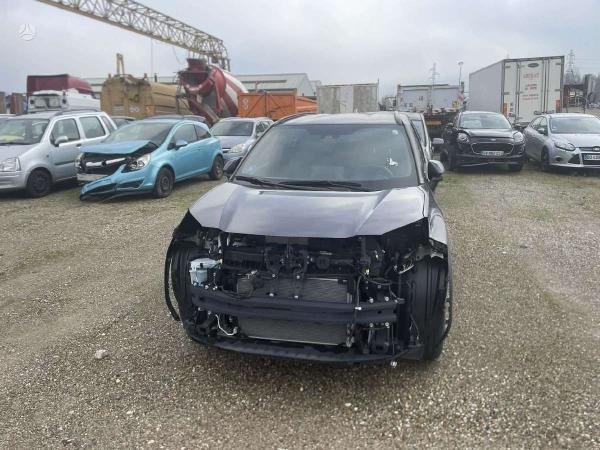 Pelēks Toyota Yaris 2024 Tauragė, ar dzinēja tilpumu 1.50 L un nobraukumu 23 tūkst. km par 13300 €, foto 3 vietnē AUTOMOTO.COM.LV