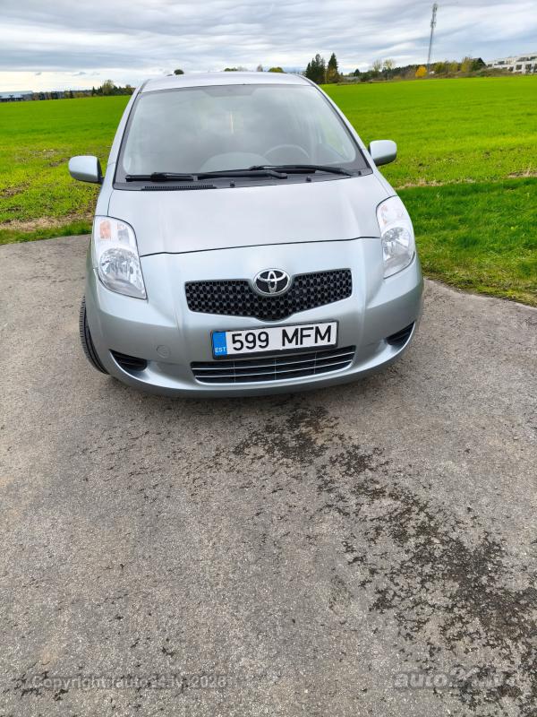 Toyota Yaris 2006 Tallina vietnē Pelēks Toyota Yaris 2006 Tallina, ar dzinēja tilpumu 1.30 L un nobraukumu 156 tūkst. km par 2000 €, foto 3 vietnē AUTOMOTO.COM.LV