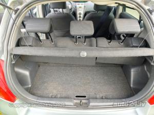 Grey Toyota Yaris 2006 in Tallinn, with an engine capacity of 1.30 L and mileage of 156 thousand km for 2000 €, photo 13 on AUTOMOTO.COM.LV