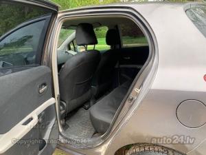 Grey Toyota Yaris 2007 in Viljandi, with an engine capacity of 1.30 L and mileage of 270 thousand km for 850 €, photo 5 on AUTOMOTO.COM.LV