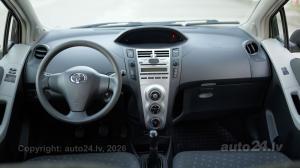 Grey Toyota Yaris 2007 in Tallinn, with an engine capacity of 1.40 L and mileage of 185 thousand km for 1299 €, photo 19 on AUTOMOTO.COM.LV