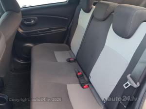 Pelēks Toyota Yaris 2018 Tallina, ar dzinēja tilpumu 1.50 L un nobraukumu 101 tūkst. km par 9995 €, foto 20 vietnē AUTOMOTO.COM.LV