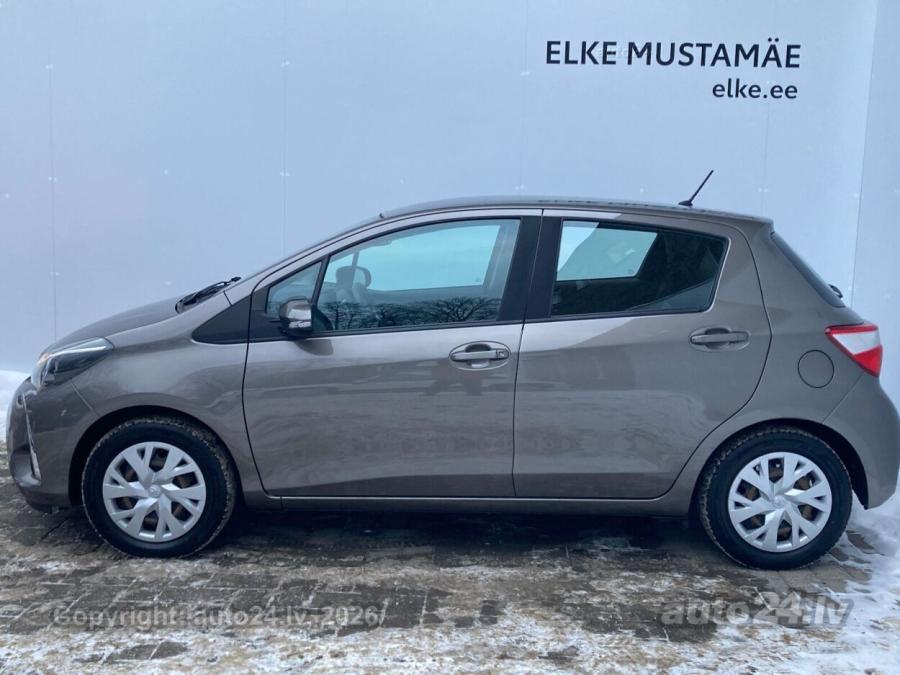 Pelēks Toyota Yaris 2019 Tallina, ar dzinēja tilpumu 1.50 L un nobraukumu 87 tūkst. km par 9495 €, foto 3 vietnē AUTOMOTO.COM.LV