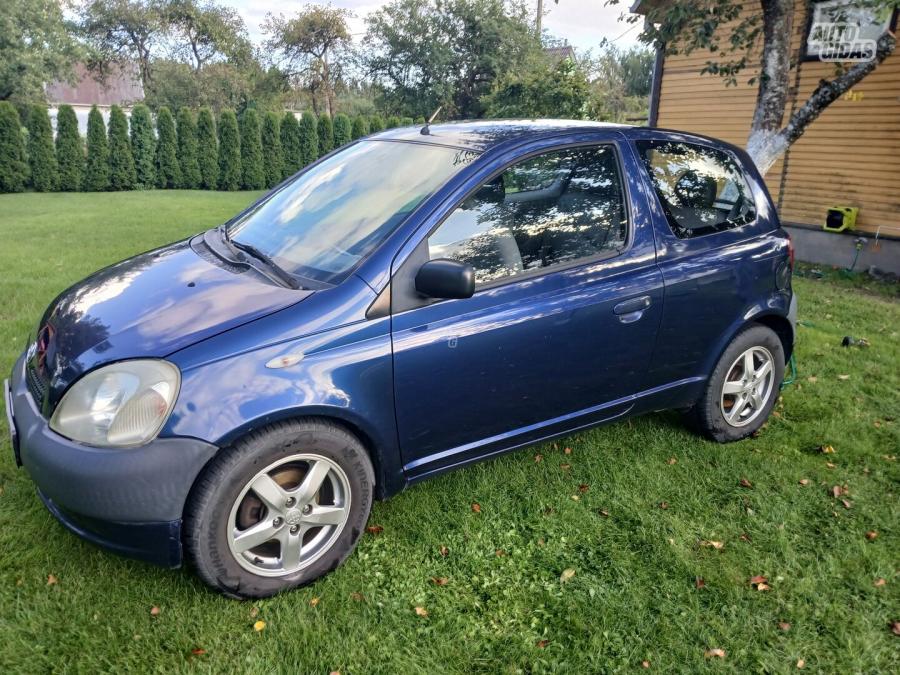 Toyota Yaris 2000 Kauņa, ar dzinēja tilpumu 1.00 L un nobraukumu 225 tūkst. km par 850 €, foto 7 vietnē AUTOMOTO.COM.LV