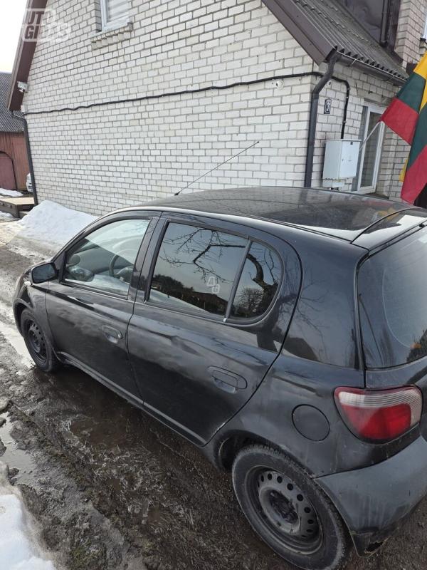 Toyota Yaris 2000 in Plunge, with an engine capacity of 1.00 L and mileage of 250 thousand km for 600 €, photo 4 on AUTOMOTO.COM.LV