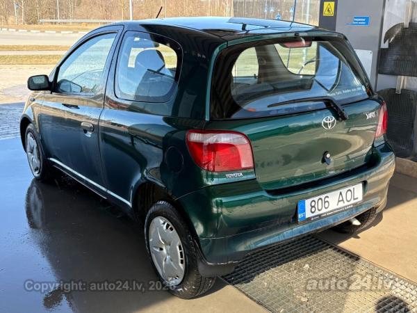 Toyota Yaris 2000 Rapla, ar dzinēja tilpumu 1.00 L un nobraukumu 195 tūkst. km par 1000 €, foto 4 vietnē AUTOMOTO.COM.LV