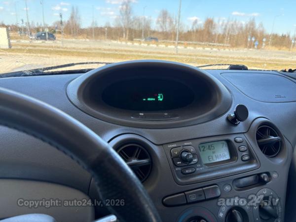 Toyota Yaris 2000 in Rapla, with an engine capacity of 1.00 L and mileage of 195 thousand km for 1000 €, photo 11 on AUTOMOTO.COM.LV