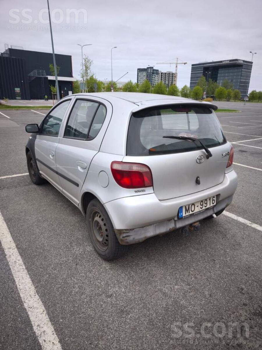 Toyota Yaris 2000 Rīga, ar dzinēja tilpumu 1.30 L un nobraukumu 354 tūkst. km par 1000 €, foto 1 vietnē AUTOMOTO.COM.LV