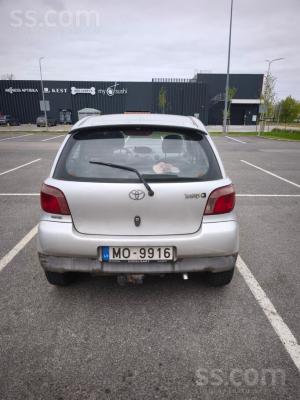 Toyota Yaris 2000 Rīga, ar dzinēja tilpumu 1.30 L un nobraukumu 354 tūkst. km par 1000 €, foto 3 vietnē AUTOMOTO.COM.LV