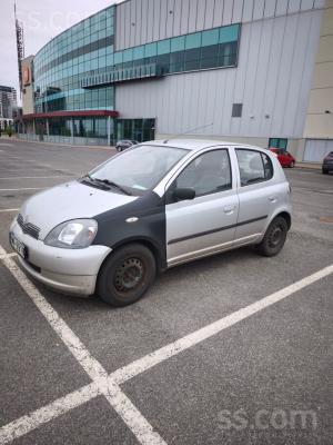 Toyota Yaris 2000 Rīga, ar dzinēja tilpumu 1.30 L un nobraukumu 354 tūkst. km par 1000 €, foto 8 vietnē AUTOMOTO.COM.LV