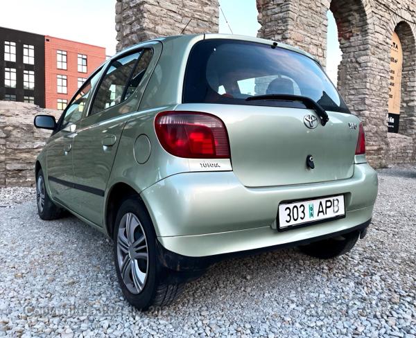 Toyota Yaris 2001 in Tallinn, with an engine capacity of 1.30 L and mileage of 150 thousand km for 999 €, photo 4 on AUTOMOTO.COM.LV