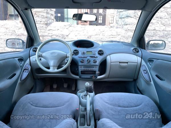 Toyota Yaris 2001 in Tallinn, with an engine capacity of 1.30 L and mileage of 150 thousand km for 999 €, photo 10 on AUTOMOTO.COM.LV