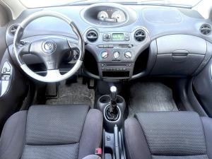Тойота Ярис 2001 в Таллин, объемом двигателя 1.50 л и пробегом 287 тыс. км за 2199 €, фото 9 на AUTOMOTO.COM.LV