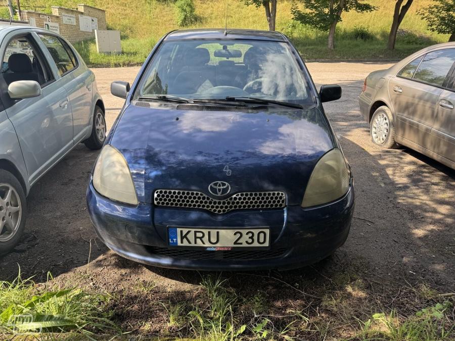 Тойота Ярис 2001 в Вильнюс, объемом двигателя 1.30 л и пробегом 231 тыс. км за 400 €, фото 1 на AUTOMOTO.COM.LV