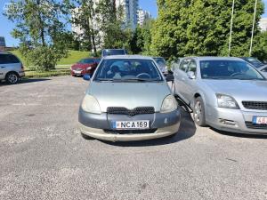 Toyota Yaris 2002 in Vilnius, with an engine capacity of 1.40 L and mileage of 210 thousand km for 350 €, photo  on AUTOMOTO.COM.LV