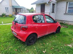 Toyota Yaris 2002 Kauņa, ar dzinēja tilpumu 1.30 L un nobraukumu 285 tūkst. km par 550 €, foto 4 vietnē AUTOMOTO.COM.LV