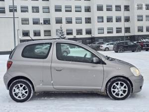 Toyota Yaris 2003 Viļņa, ar dzinēja tilpumu 1.30 L un nobraukumu 169 tūkst. km par 1350 €, foto 3 vietnē AUTOMOTO.COM.LV