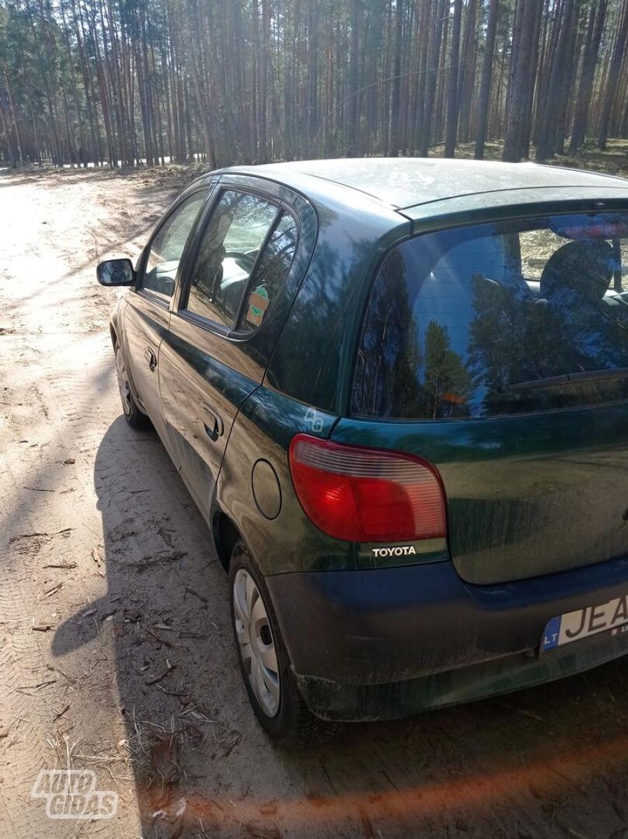 Toyota Yaris 2003 Zarasai, ar dzinēja tilpumu 1.00 L un nobraukumu 250 tūkst. km par 1300 €, foto 5 vietnē AUTOMOTO.COM.LV