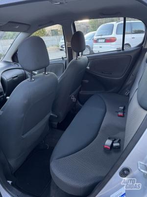 Toyota Yaris 2003 in Joniskis, with an engine capacity of 1.00 L and mileage of 127 thousand km for 950 €, photo 8 on AUTOMOTO.COM.LV