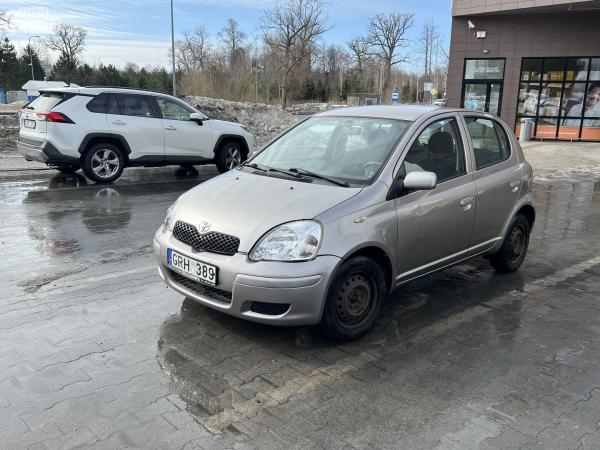 Toyota Yaris 2004 Klaipėda, ar dzinēja tilpumu 1.00 L un nobraukumu 201 tūkst. km par 1000 €, foto 1 vietnē AUTOMOTO.COM.LV