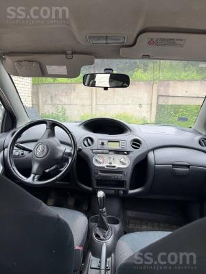 Toyota Yaris 2004 in Daugavpils, with an engine capacity of 1.40 L and mileage of 0 thousand km for 450 €, photo 3 on AUTOMOTO.COM.LV