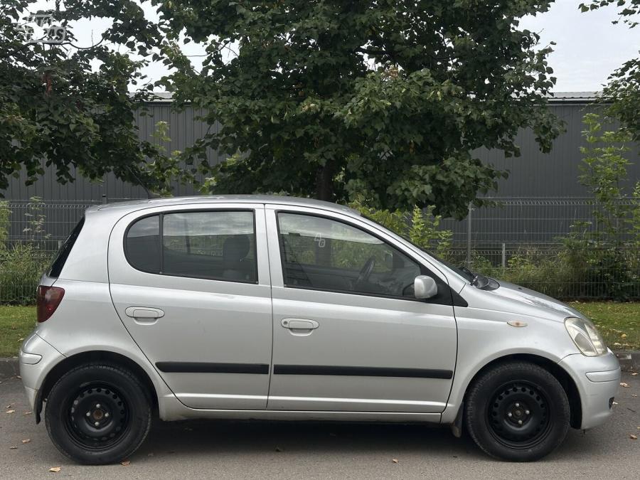 Toyota Yaris 2004 Klaipėda, ar dzinēja tilpumu 1.40 L un nobraukumu 258 tūkst. km par 1150 €, foto 3 vietnē AUTOMOTO.COM.LV