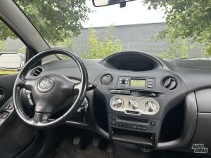 Toyota Yaris 2004 Klaipėda, ar dzinēja tilpumu 1.40 L un nobraukumu 258 tūkst. km par 1150 €, foto 11 vietnē AUTOMOTO.COM.LV