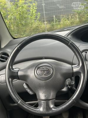 Toyota Yaris 2004 Klaipėda, ar dzinēja tilpumu 1.40 L un nobraukumu 258 tūkst. km par 1150 €, foto 12 vietnē AUTOMOTO.COM.LV